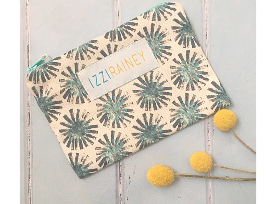 Izzi Rainey Coin Purse - Otter and Moose Gift Boxes